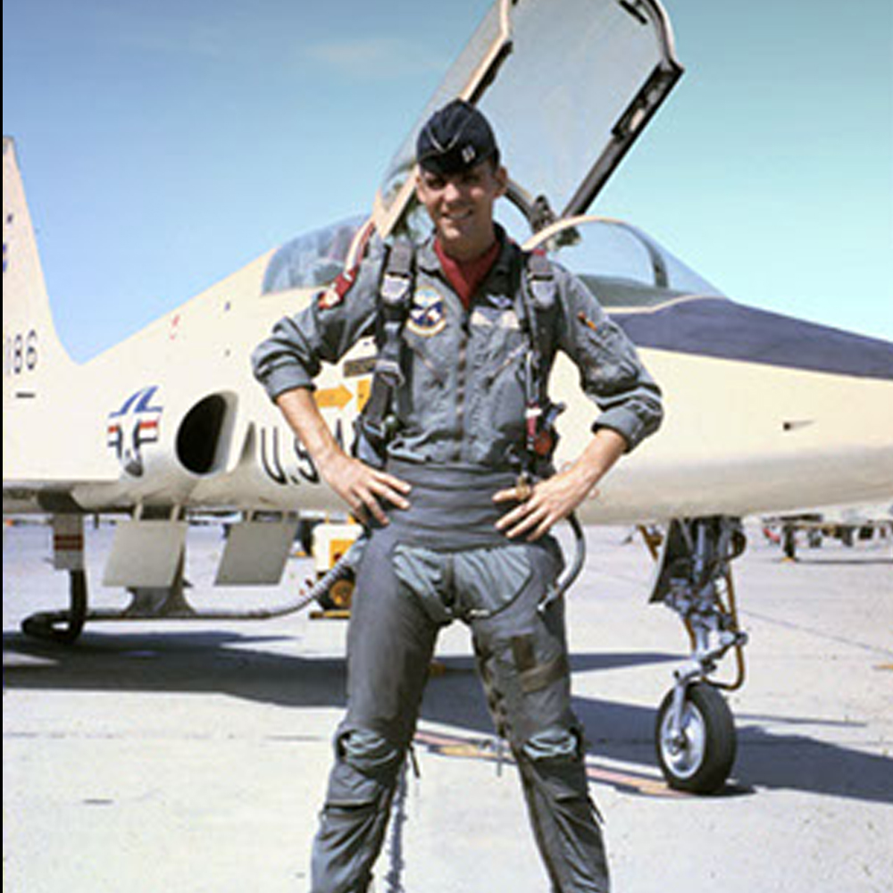 Salute To Veterans Featuring Dick Rutan and Brig Gen Charles Boyd | EAA ...