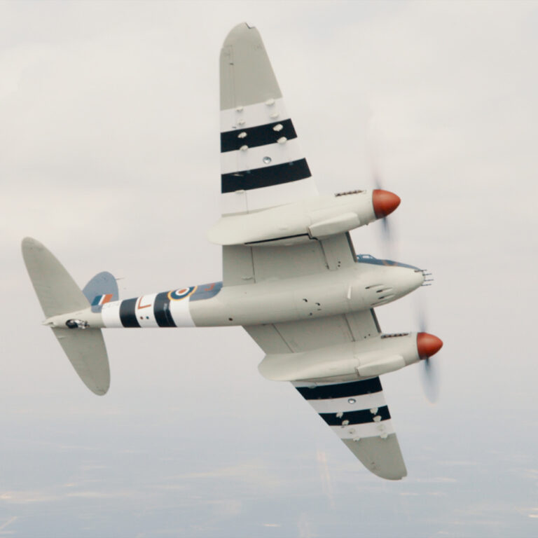 The de Havilland Mosquito | EAA Warbirds of America