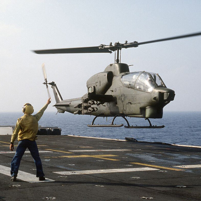 Vietnam Veteran and POW Col. Bill Reeder (Ret) / AH-1 Cobra Attack ...