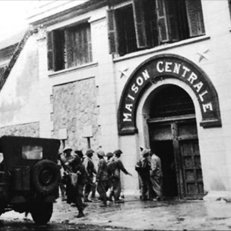 Vietnam Veteran and POW Col. Bill Reeder (Ret) / AH-1 Cobra Attack ...