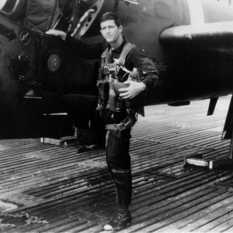 Vietnam Veteran and POW Col. Bill Reeder (Ret) / AH-1 Cobra Attack ...